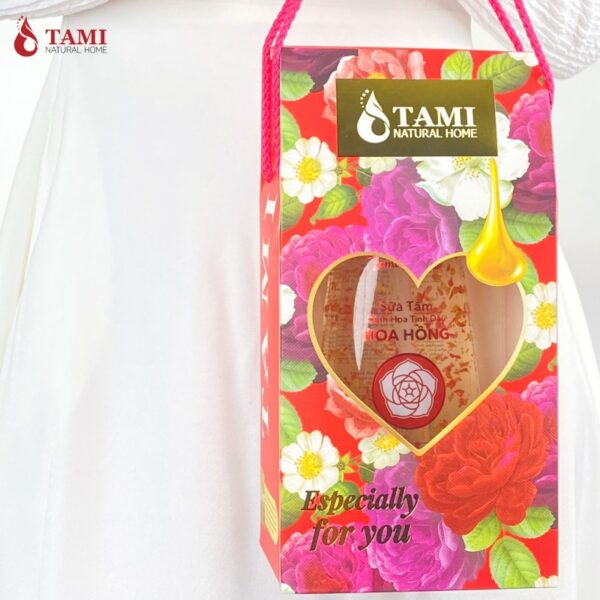 Tặng nàng gói quà tặng sữa tắm tinh dầu cánh hoa Hồng - Tami Natural
